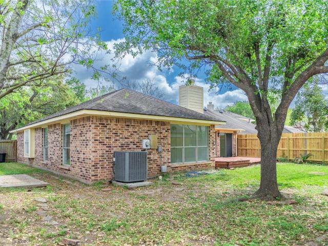 16342 Maple Downs Ln