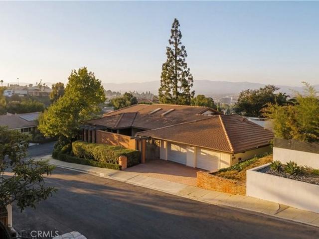 16347 Mandalay Dr, Encino, CA 91436
