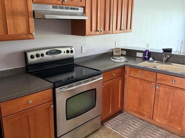 16344 Swan View Cir, Odessa, FL 33556 | MLS #TB8493