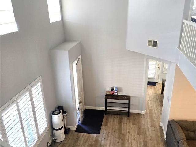 16348 Creekside