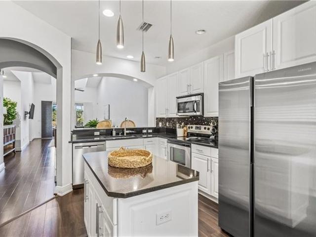1634 Baseline Ln, Vero Beach, FL 32967