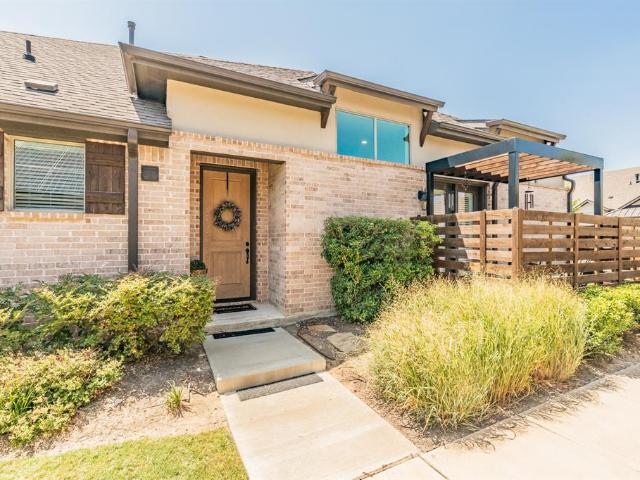 1634 Dewberry Lane
