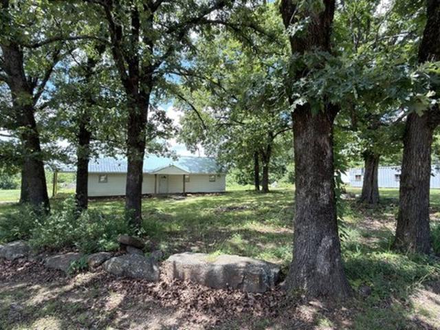 1634 Floral Rd, Concord, AR 72523