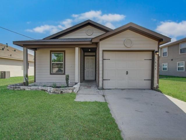 1634 Road 5102, Cleveland, TX 77327