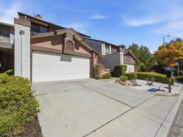 1634 Sugarloaf Drive
