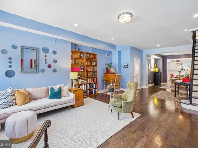1634 S 16th St, Philadelphia, PA 19145