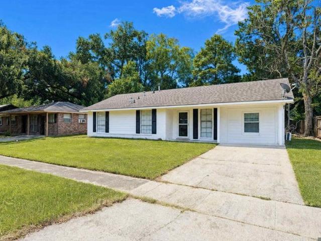 1634 Theron Dr, Baton Rouge, LA 70810