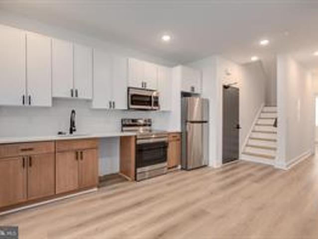 1634 W Susquehanna Ave #3
