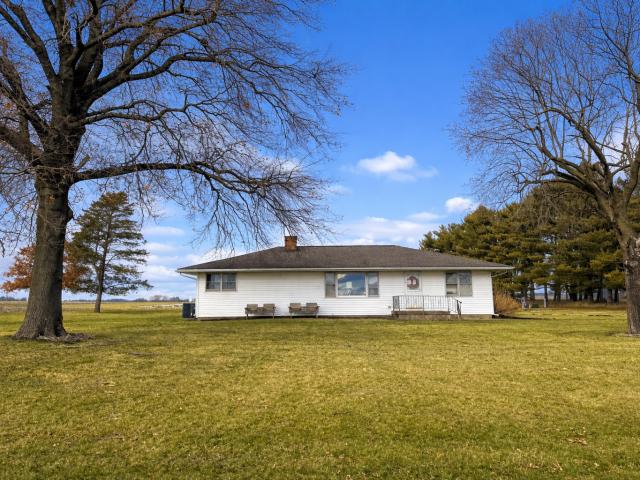 16353 2 North Ave, Walnut, IL 61376 | MLS #12607 | Compass