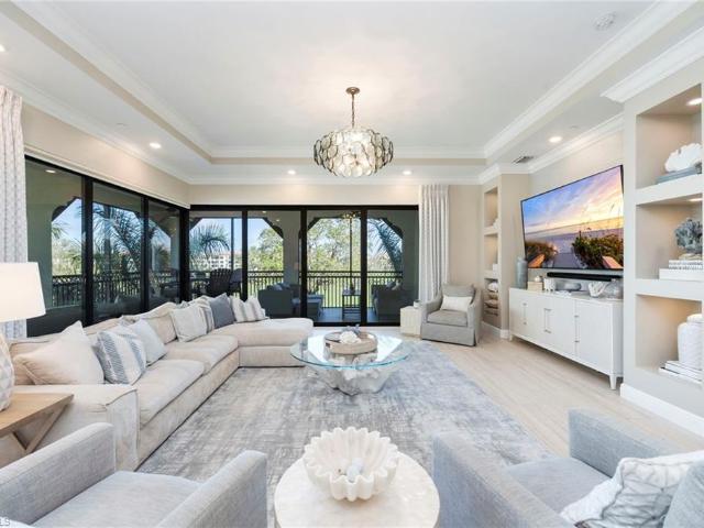 16351 Viansa Way, Unit 202, Naples, FL 34110 | MLS #226011