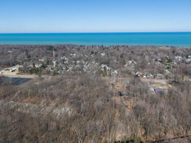 16351 Red Arrow Hwy, Union Pier, MI 49129