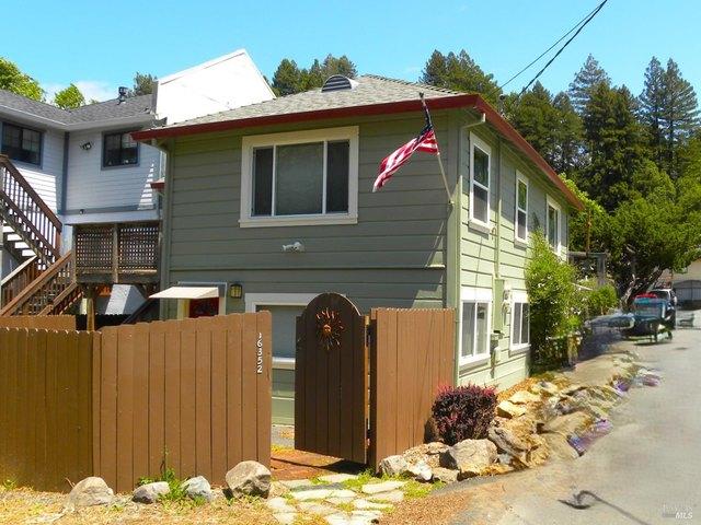 16352 5th St, Guerneville, CA 95446