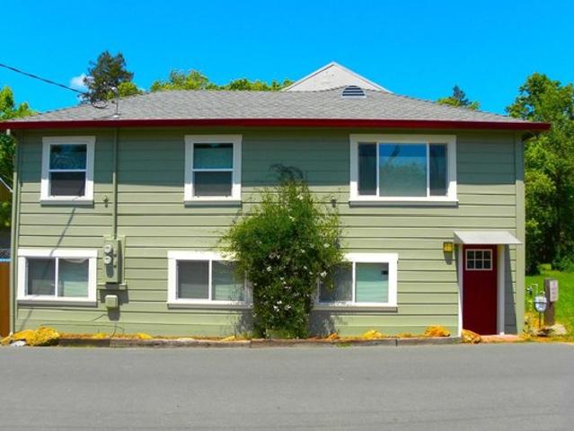 16352 5th St, Guerneville, CA 95446