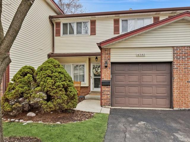 16352 Oxford Dr, Tinley Park, IL 60477