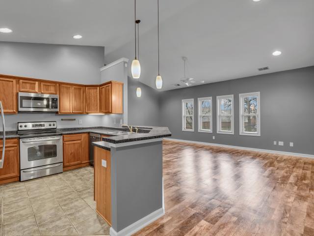1635 N College Avenue # 4
