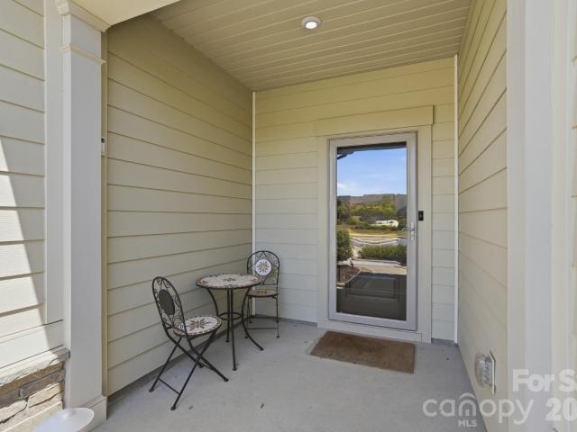 1635 Carolina Orchards Boulevard