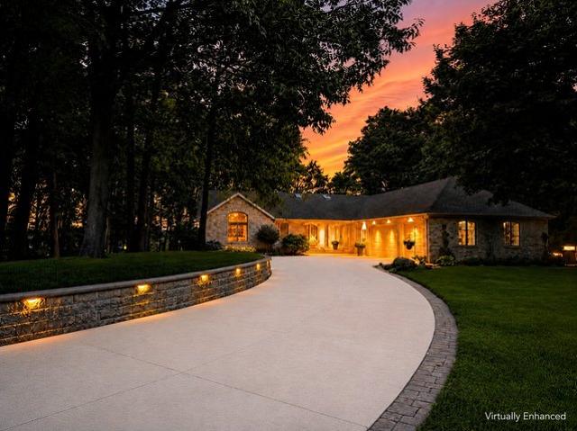 1635 Chippewa Dr NW, Rochester, MN 55901