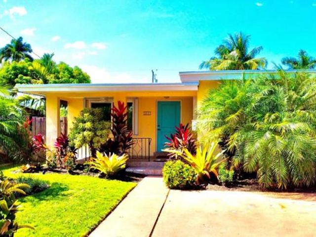 1635 Fletcher St, Hollywood, FL 33020
