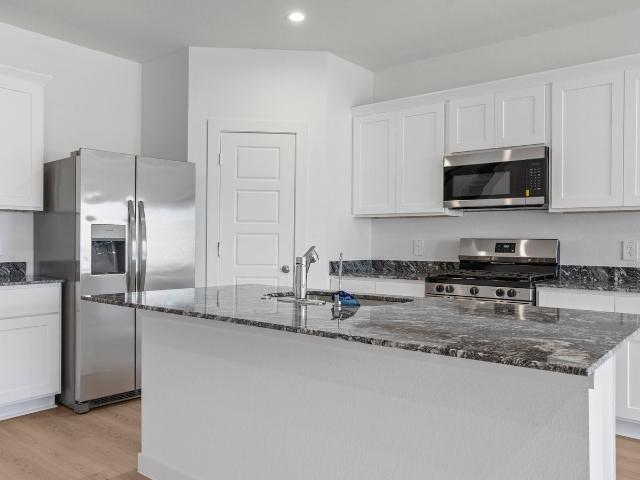 1635 Knox Hill