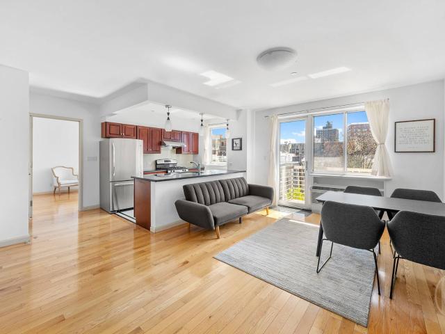 1635 Lexington Avenue, New York, NY