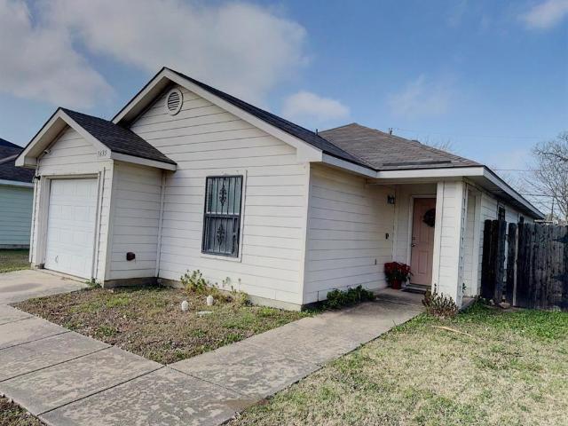 1635 Red Cloud Dr, Dallas, TX 75217 | MLS #21144 | Compass
