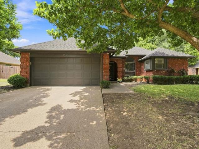 1635 S 5th St, Midlothian, TX 76065