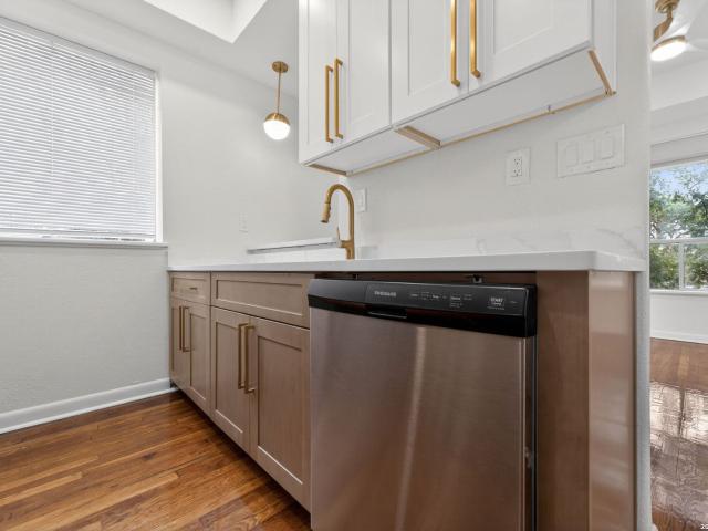 1635 W Mulberry Ave, Unit 208, San Antonio, TX 78201 | MLS #1935