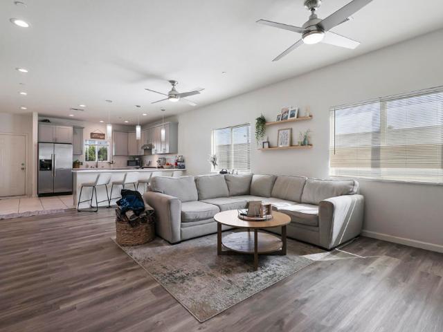 16360 Avenida Monteflora
