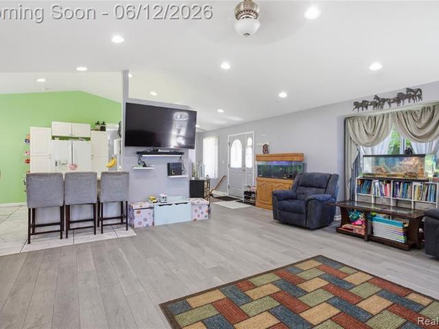 16362 Paddock Club Boulevard