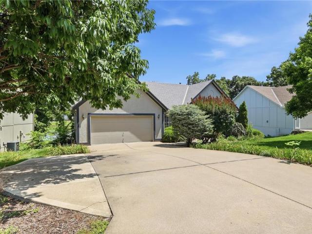 1636 N Hunter Drive