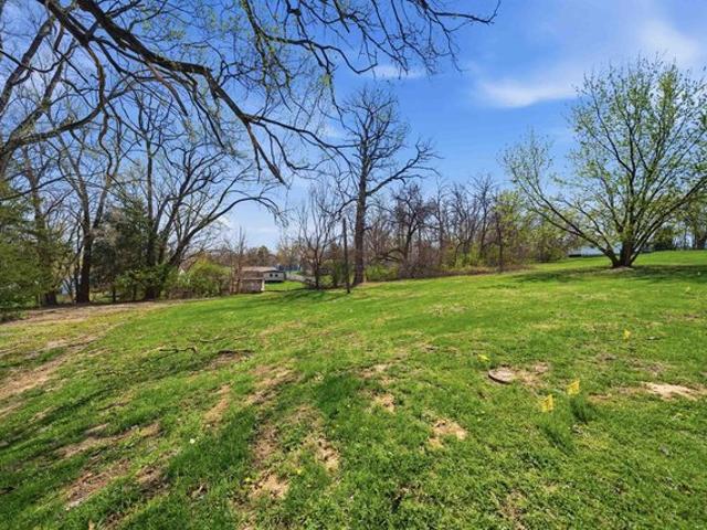 1636 N Norwood Blvd, Peoria, IL 61604