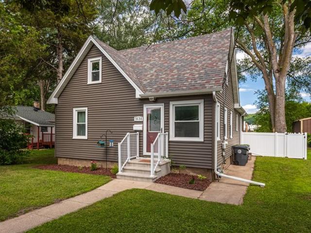 1636 Onalaska Ave, La Crosse, WI 54603