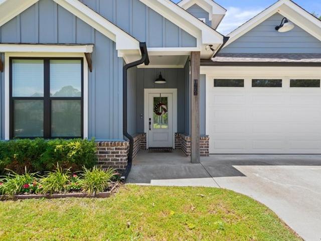 1636 Alamo Xing, Tyler, TX 75701