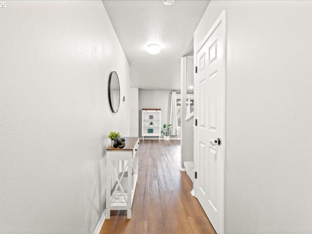 1636 bonnie ln