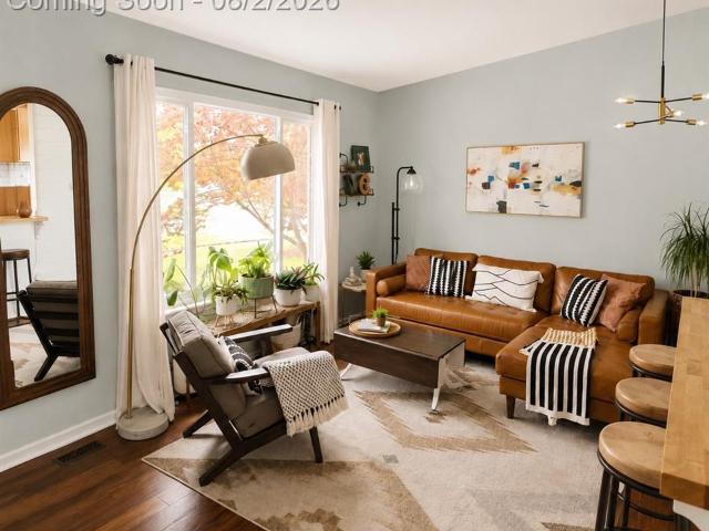 1636 Brookview Drive