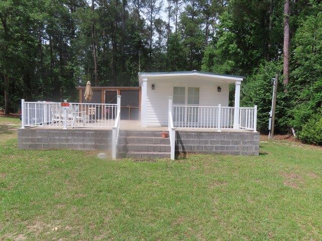 1636 Clubhouse Rd, Summerton, SC 29148