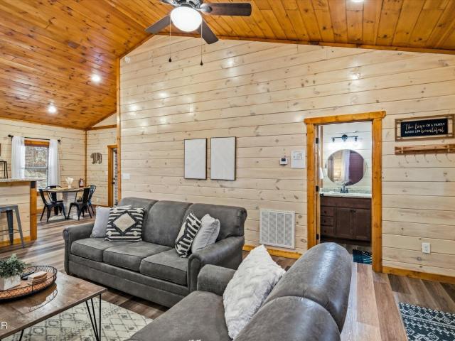 1636 Eagle Springs Rd, Sevierville, TN 37876 | MLS #3269