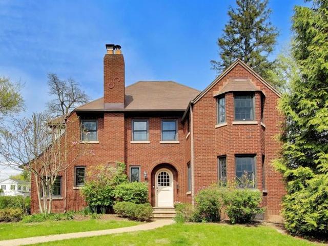 1636 Forest Ave, Wilmette, IL 60091