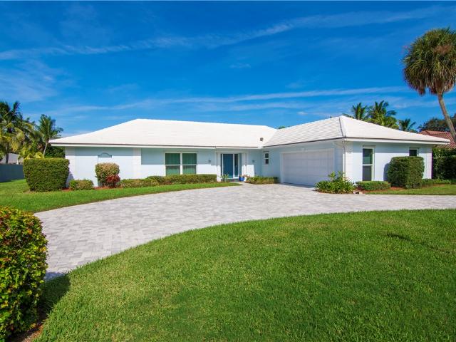 1636 Indian Bay Dr, Vero Beach, FL 32963 | MLS #284377 | Compass