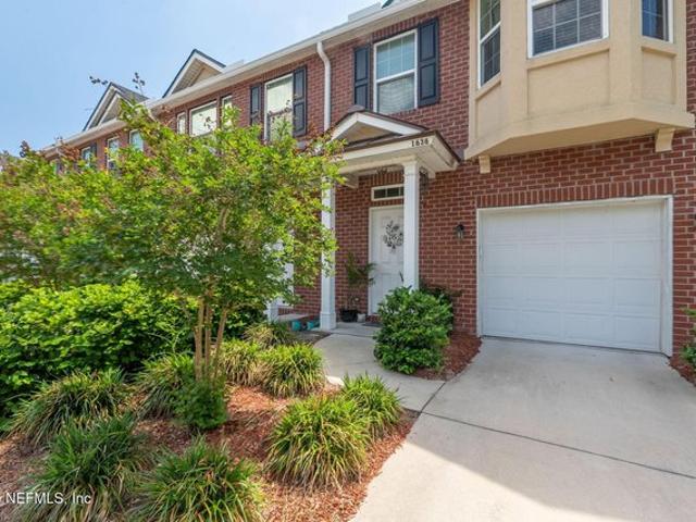 1636 Landau Rd, Jacksonville, FL 32225