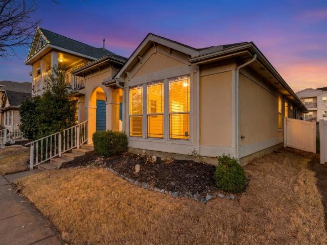 1636 Spanish Moss Way, Savannah, TX 76227 | MLS #21154