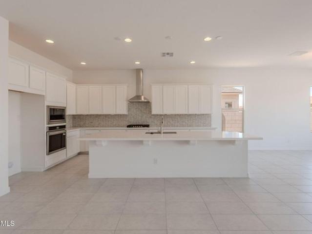 16378 W Jackson St, Goodyear, AZ 85338