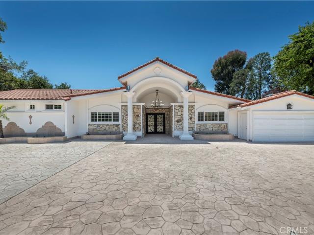 16379 Meadow Ridge Rd W, Encino, CA 91436 | MLS #SR25275 | Compass