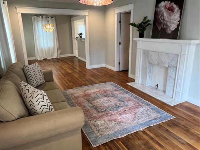 1637 NW 11th Street # 1635 NW 11th St