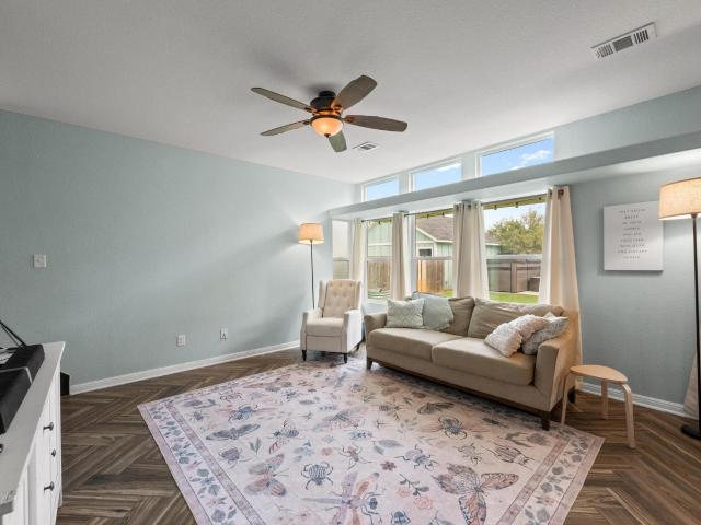 1637 Arbor Knot Dr