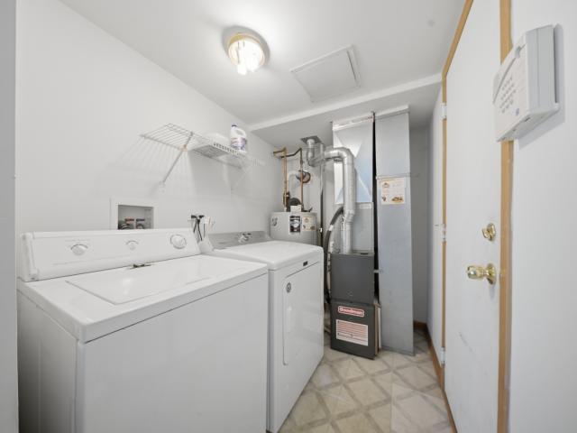 1637 Linden Park Ln, Aurora, IL 60504 | MLS #12601
