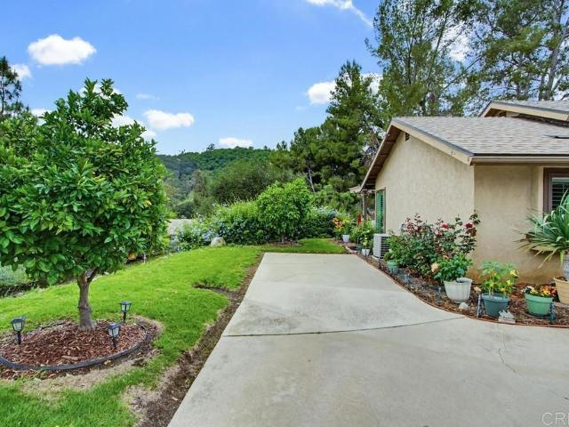 1637 Pala Lake Drive