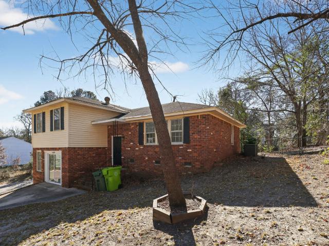 1637 Tall Pines Circle