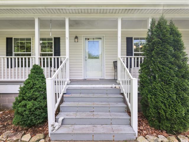 1637 Upper Standing Rock Rd