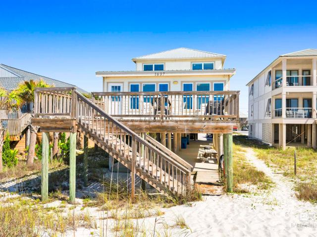 1637 W Beach Boulevard